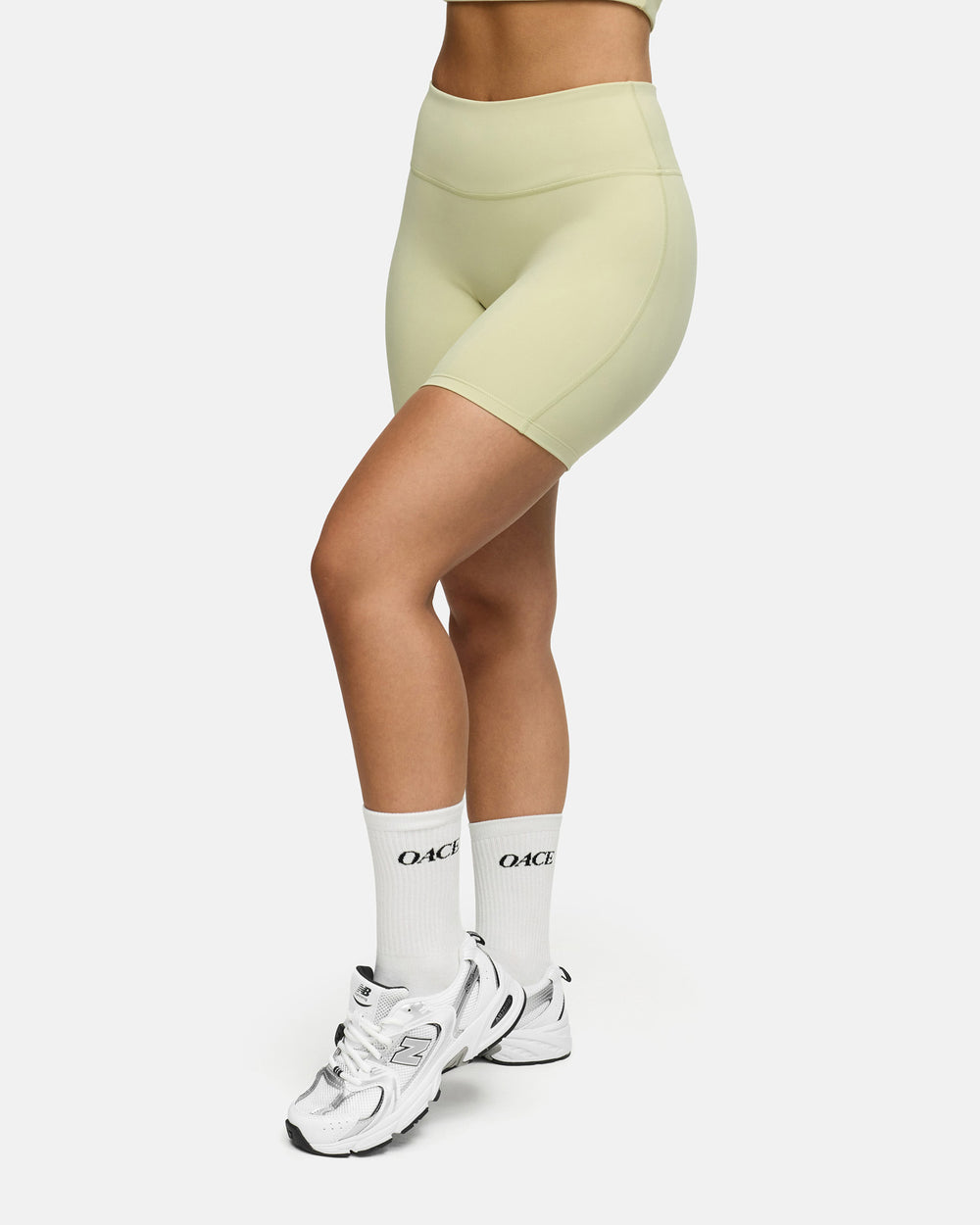 Aura Nylon Shorts (Outlet)